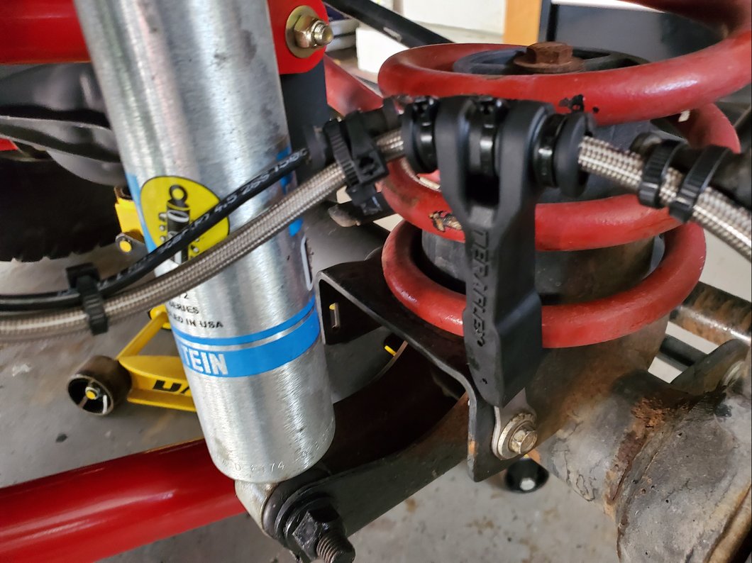 Mammoth Front Brake Line Extensions (07-18 Jeep Wrangler JK) | Mammoth